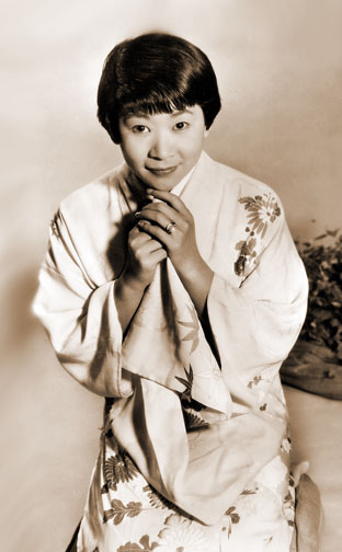 Actress Miyoshi Umeki